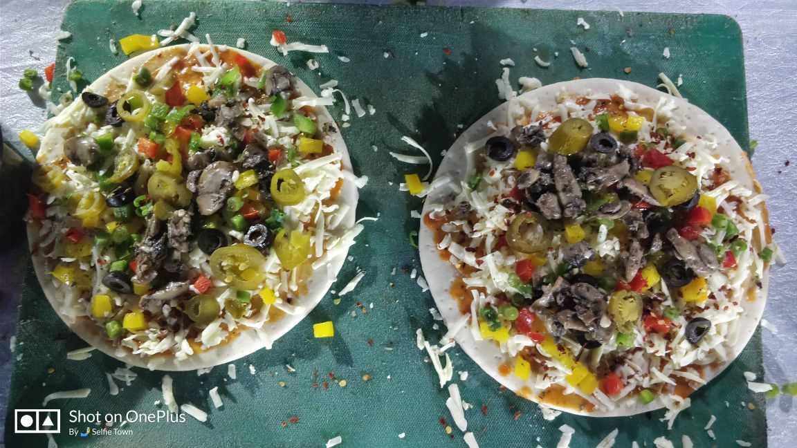 Top 5 live food counters to have at your party - Cookifi